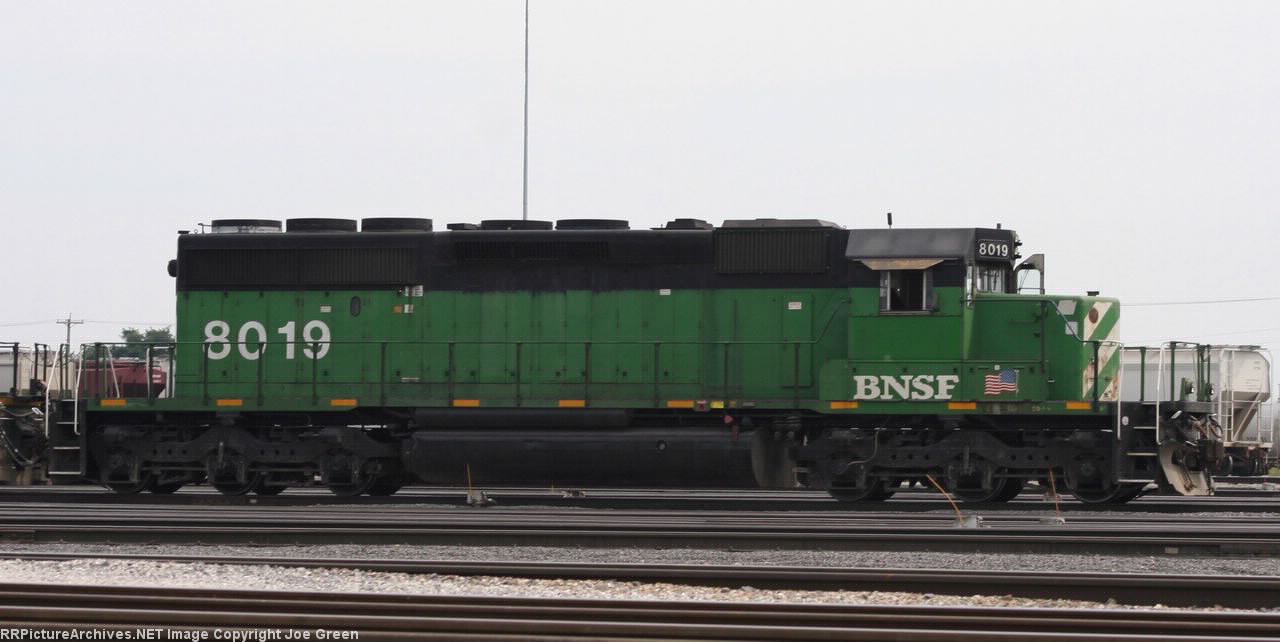 BNSF 8019